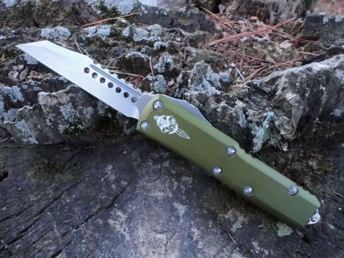 Microtech Knives - Revolver Tactical